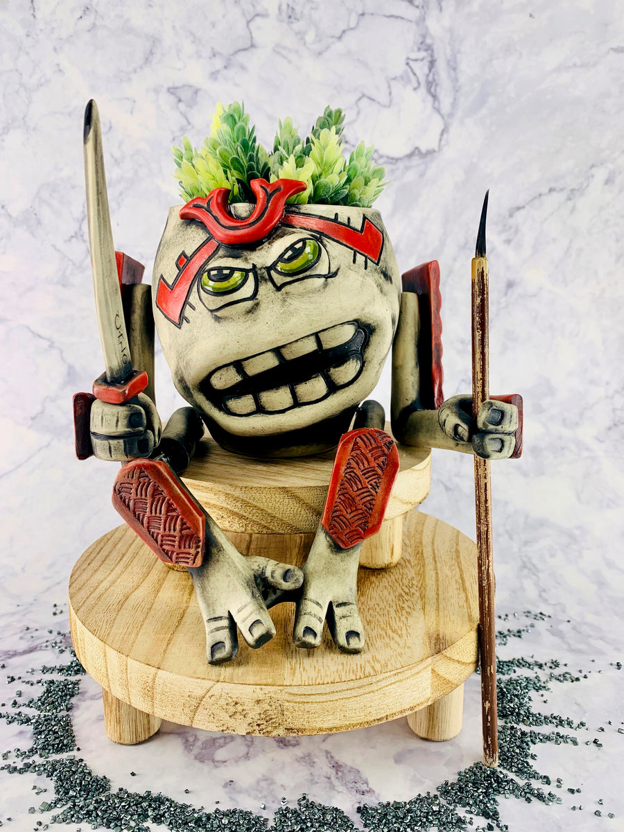 Garden Warrior Two – Calou Calay